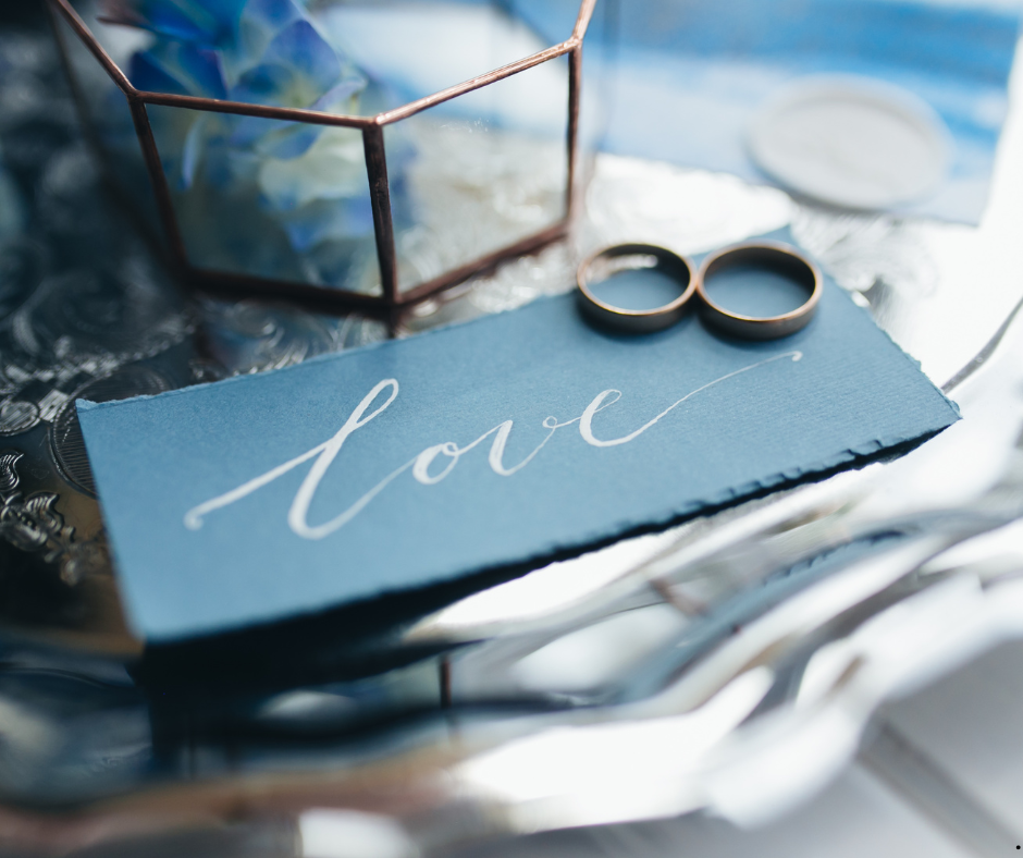 20 Shades of Blue for Your Wedding